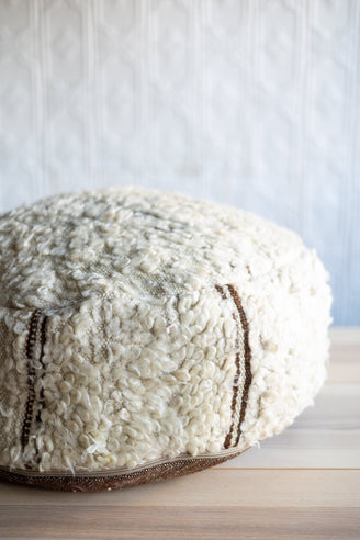 Rug Poufs & Floor Pillows – OUIVE